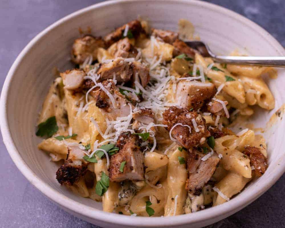 Cajun Chicken and Broccoli Alfredo Pasta - Smack Of Flavor